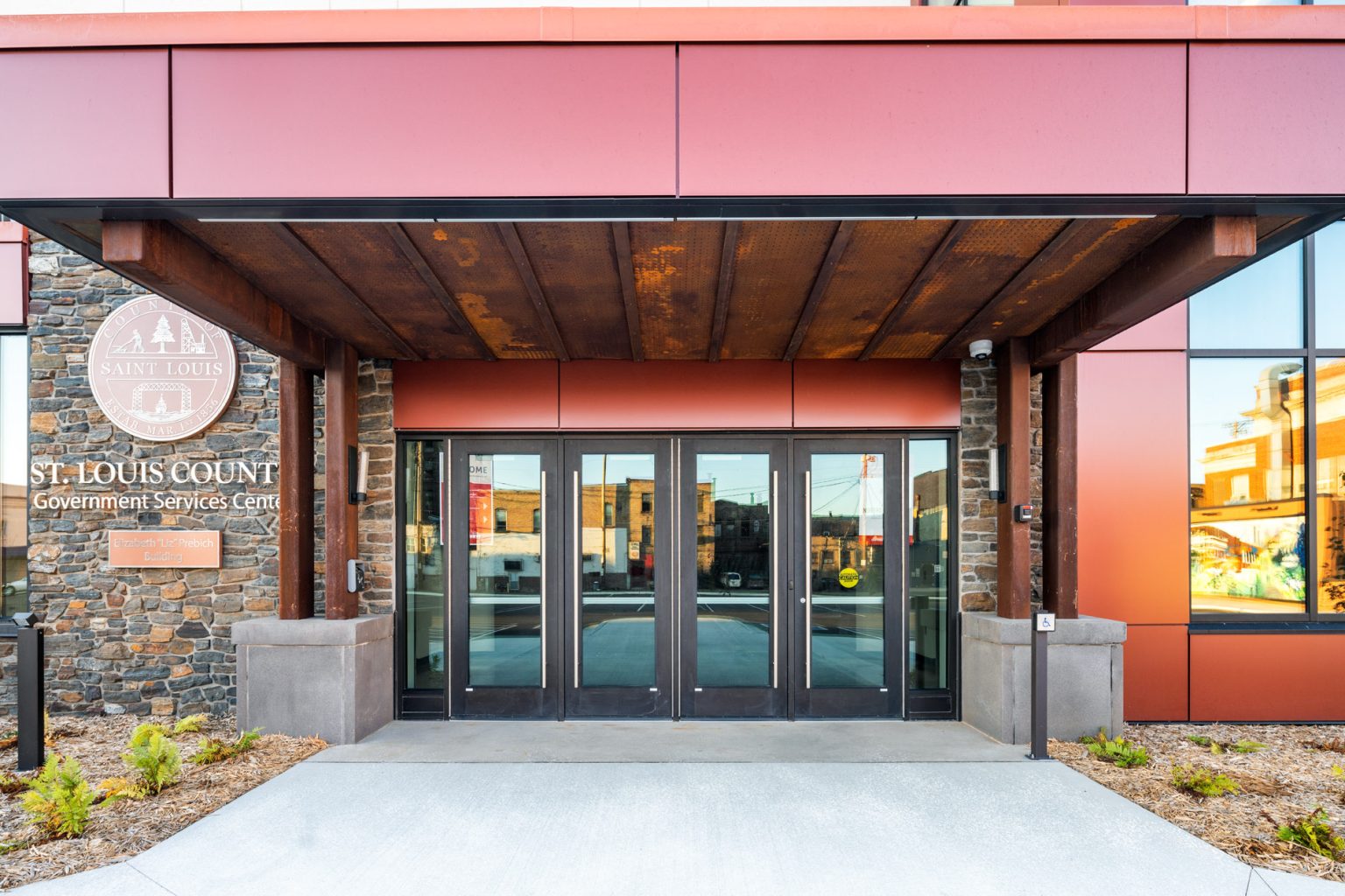 St Louis County Government Services Center - DSGW